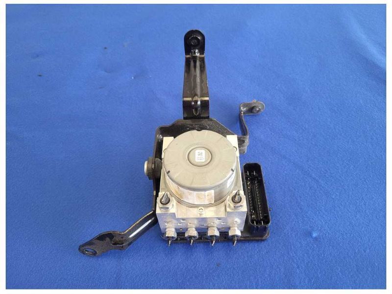 2019-2020 Ford Mustang GT S550 ABS Module Anti-Lock Brake Pump 2574 ...