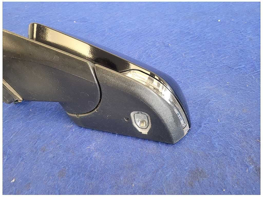 2015-2020 Ford Mustang GT S550 Driver Rear View Mirror BLIS Paint UA 2 ...