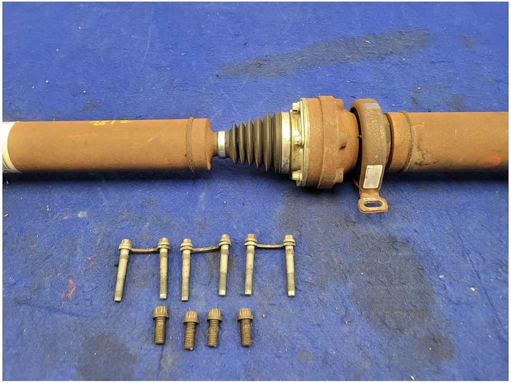 2011-2012 Ford Mustang GT500 SVT Driveshaft Manual Transmission M/T 28 ...