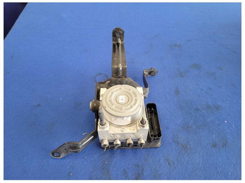 2020 Ford Mustang GT S550 ABS Module Anti-Lock Brake Pump System 2572 ...