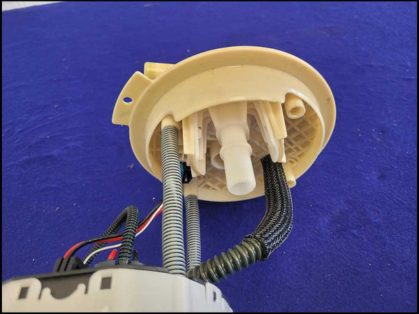 2016-2024 Chevrolet Camaro SS OEM NTO Fuel Pump Hat Rear Gas Tank C43