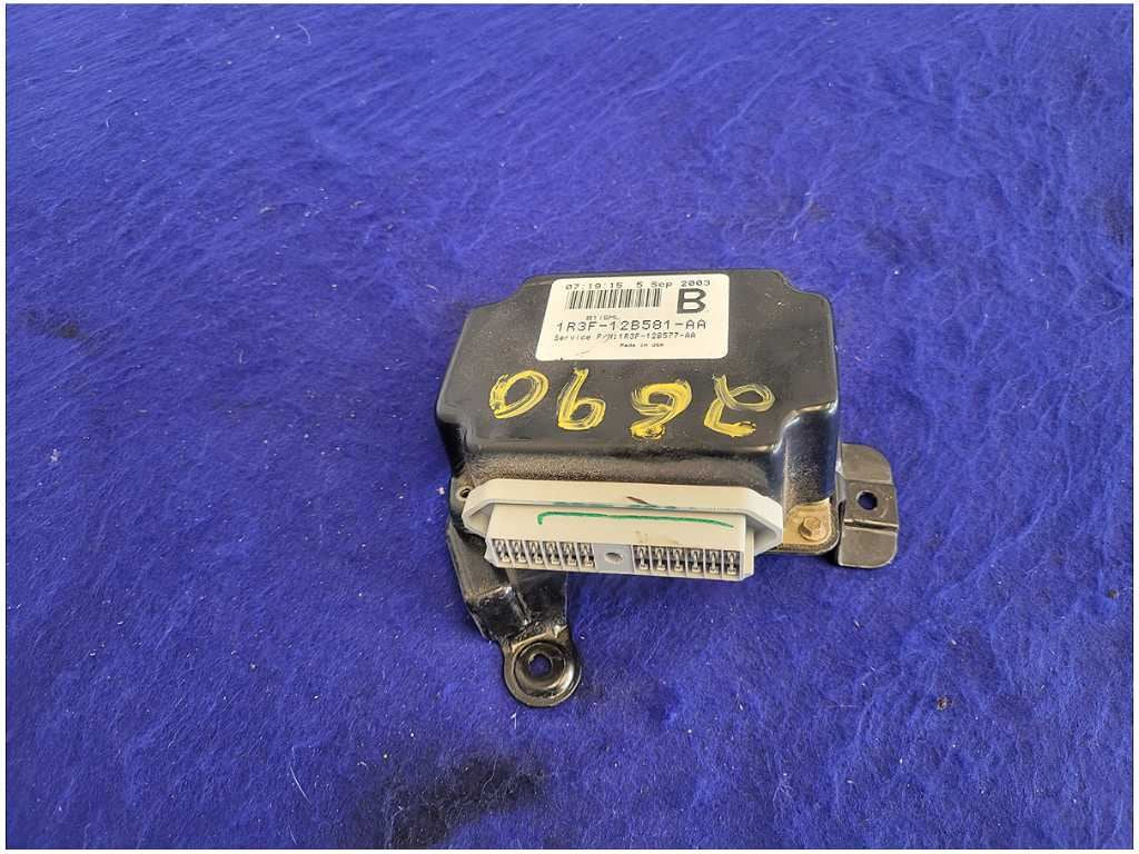1999-2004 Ford Mustang GT Convertible CCRM Constant Control Module B 2 ...
